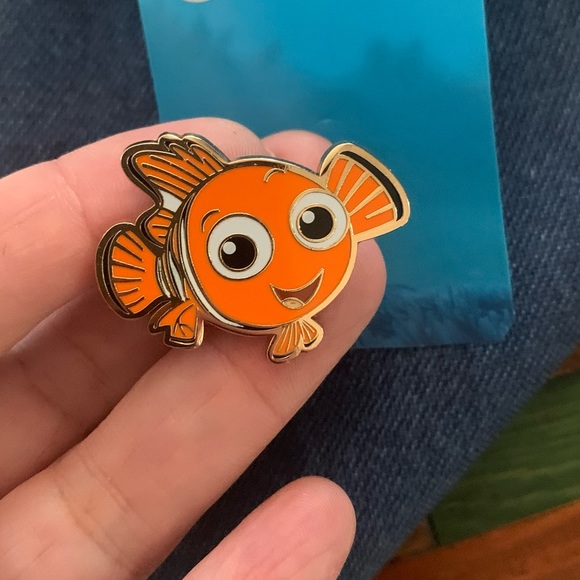 Disney | Accessories | Nemo Disney Pixar Le Pin | Poshmark